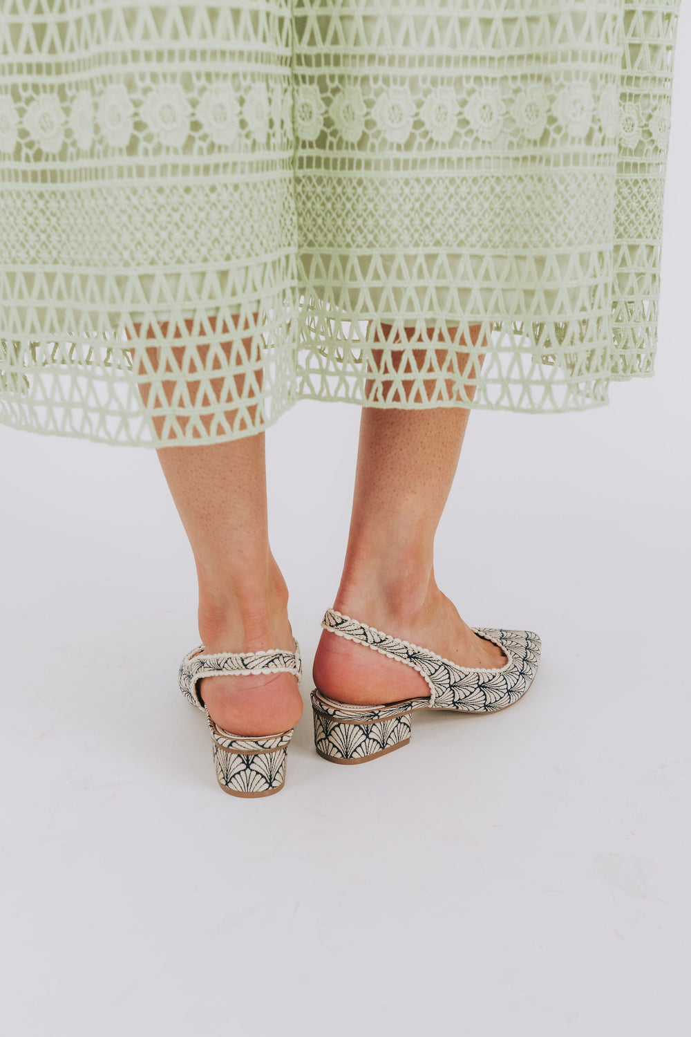 CHINESE LAUNDRY - Mango Retro Slingback Pump