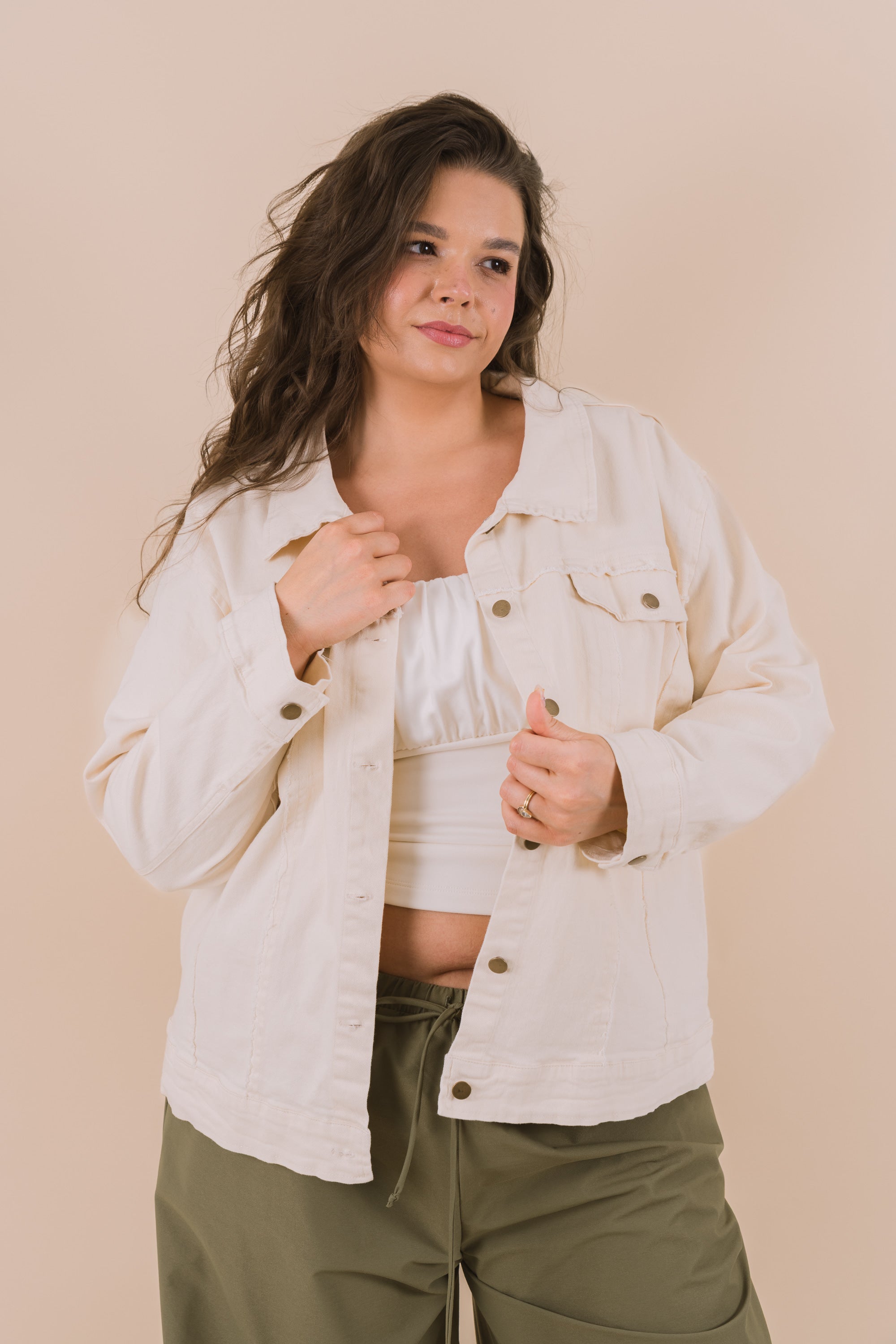 PLUS SIZE - Short Stay Jacket